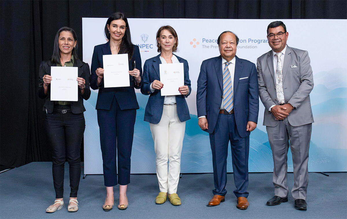 Visita de Prem Rawat à Costa Rica e o Crescimento da Educação para a ...